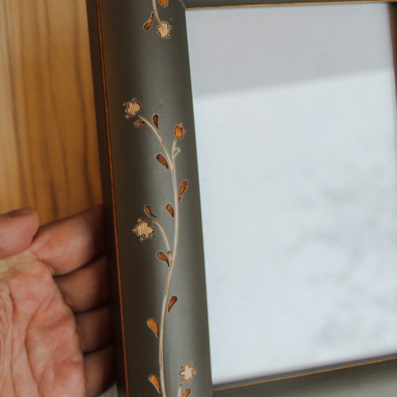 Vintage RARE WOODS 4x6 Picture Photo Frame Gray Taupe Olive Green Wood ...