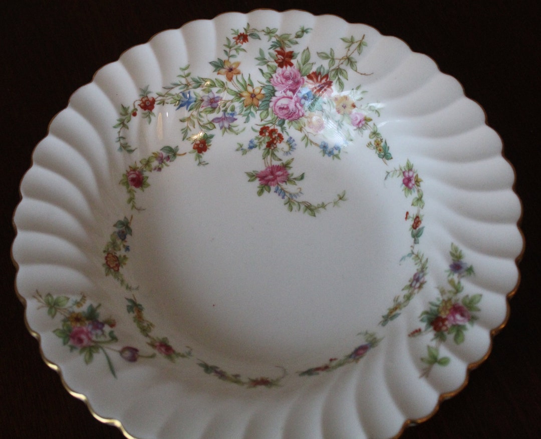 Minton Lorraine Gold Rimmed 8 Soup Bowl - Etsy