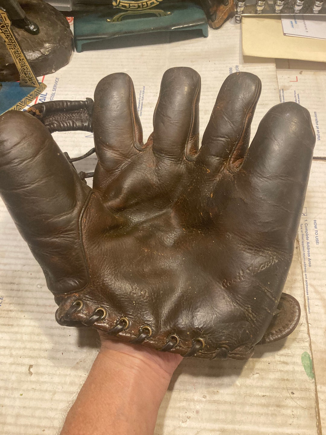 Antique Split Finger CECIL TRAVIS, Washington Senators, 1933-47 ...