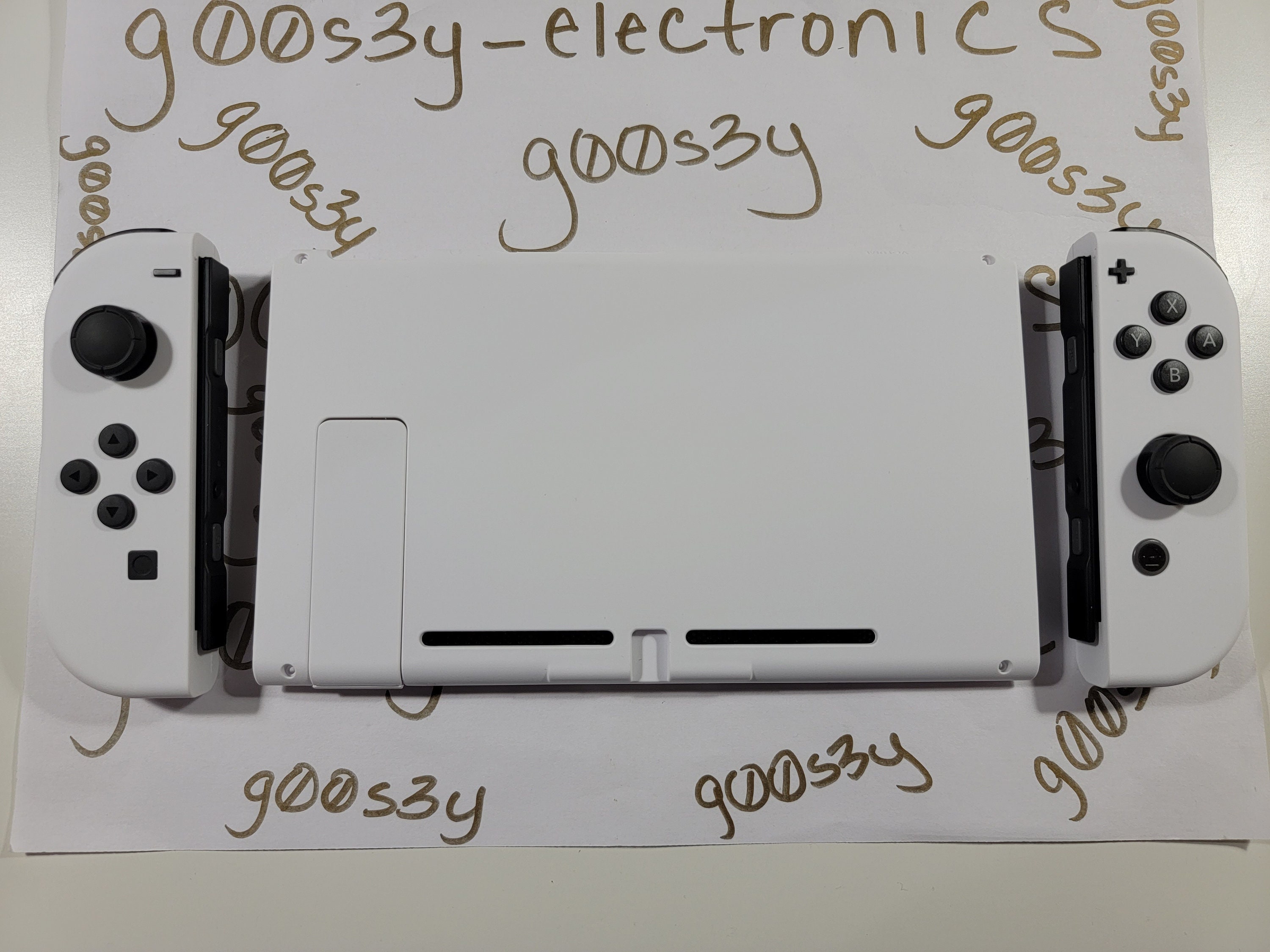 New Nintendo Switch Custom White Joycons and Backplate - Etsy