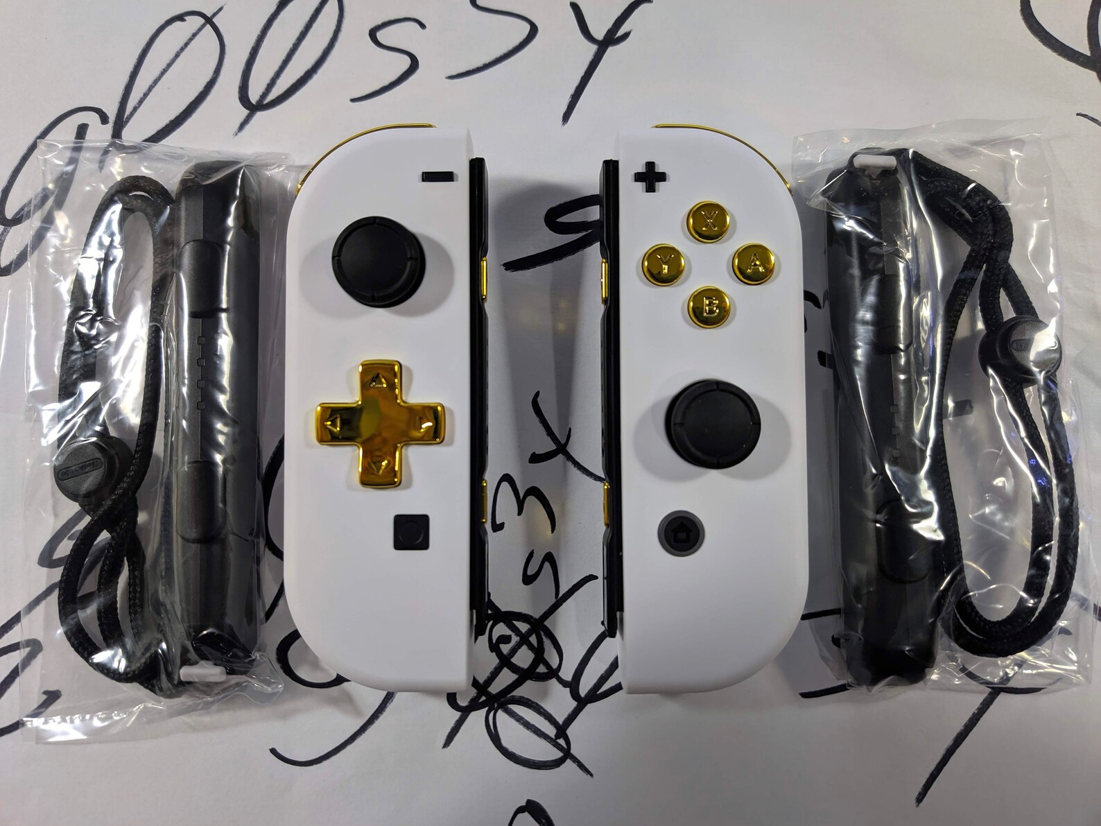 New Nintendo Switch Custom White DPAD Joycons with Gold | Etsy