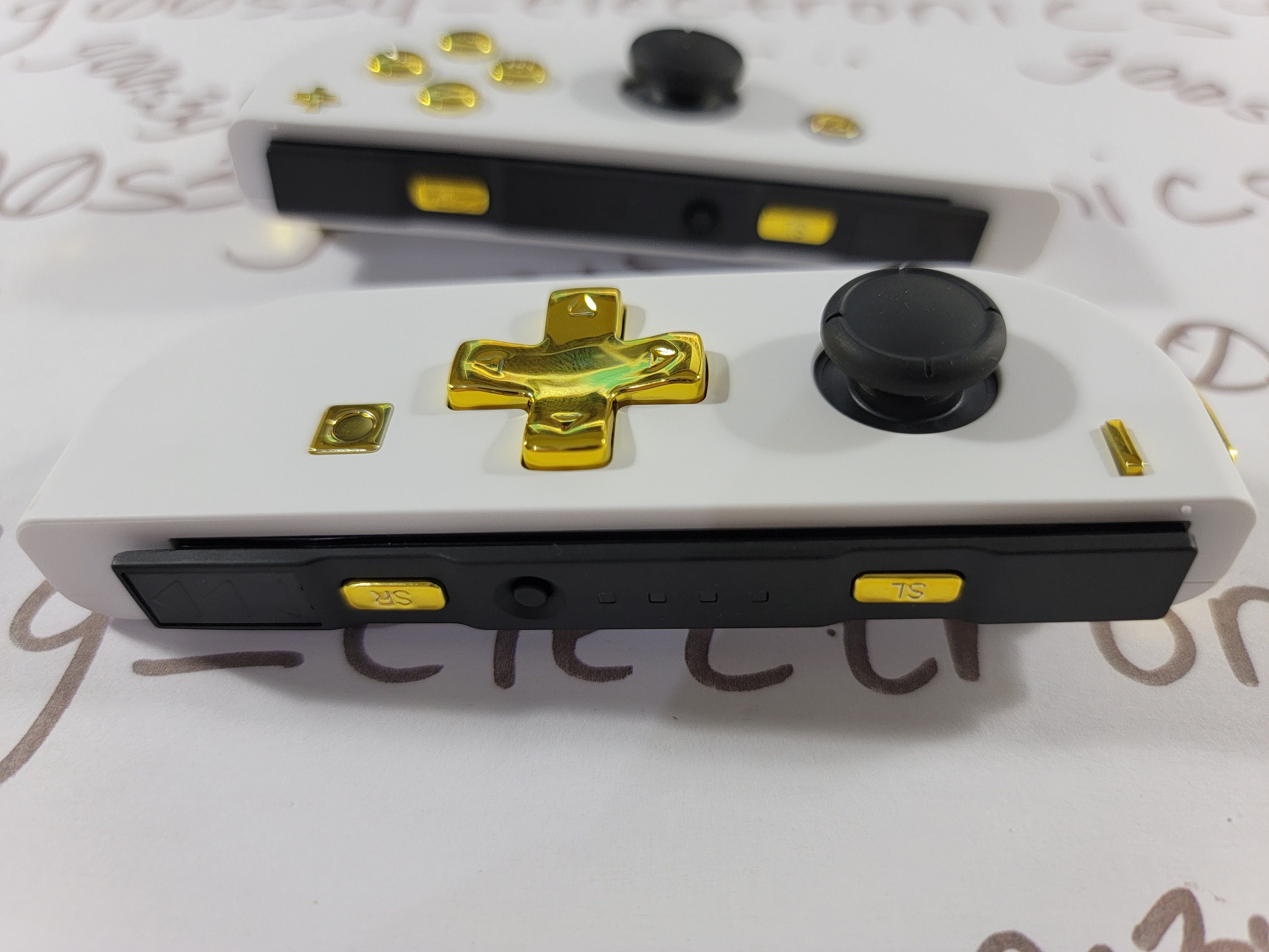 New Nintendo Switch Custom White DPAD Joycons With Gold | Etsy
