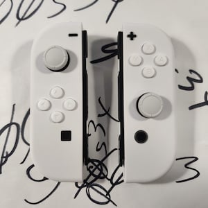 New Nintendo Switch Custom White Joycons With White Buttons/triggers ...