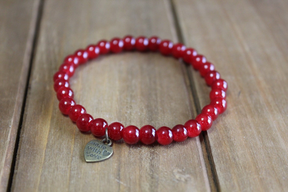 Bracelet élastique perlé rouge. Bracelet femme. Bracelets | Etsy