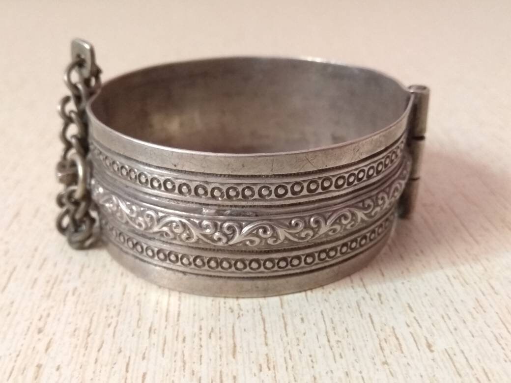 Antique Silver Berber Bracelet From Morocco, Ethnic Bracelets, Moroccan ...