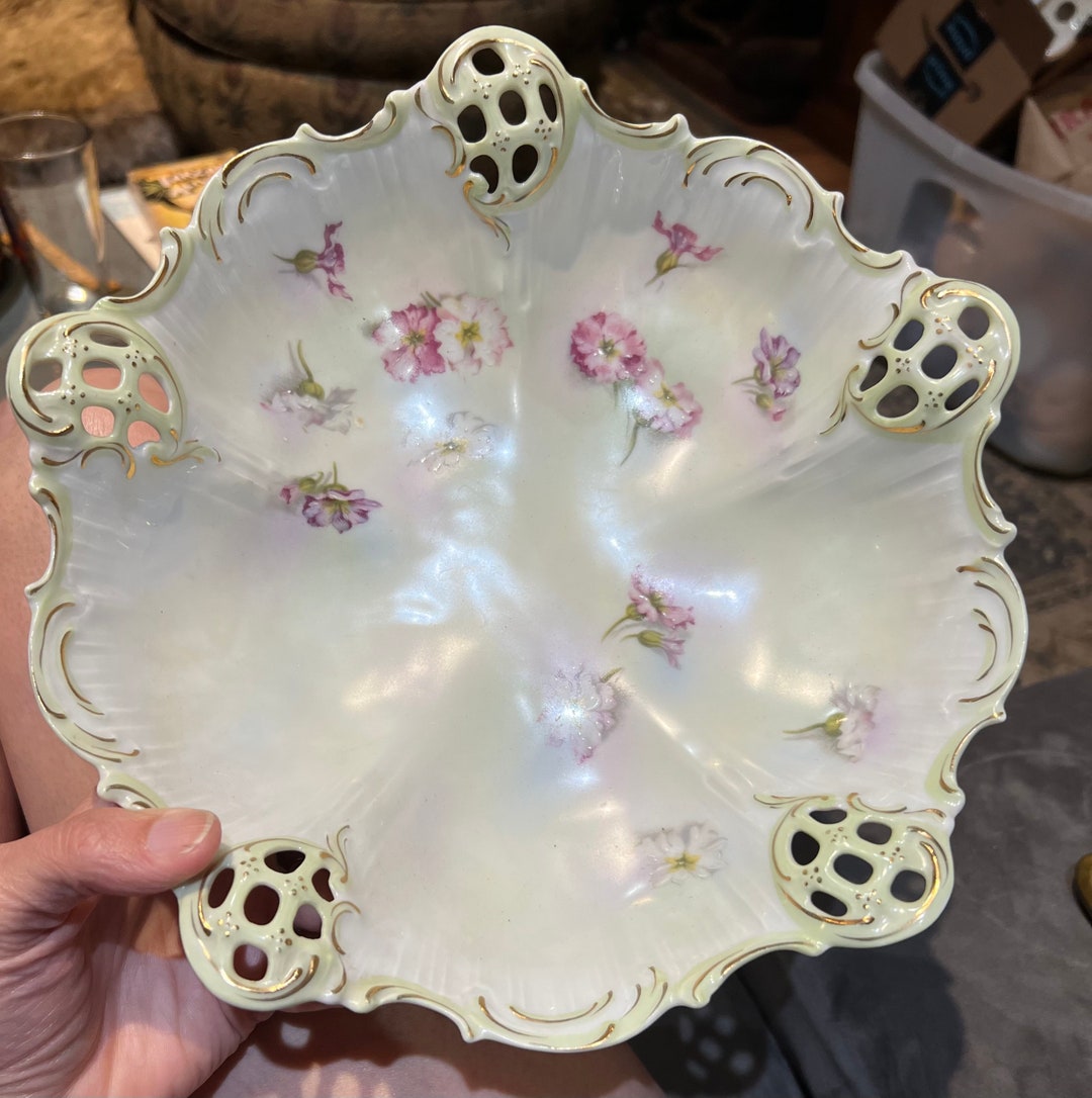 Gorgeous Victorian Lattice 9-3/4” Antique BRC Moliere Germany Purple ...