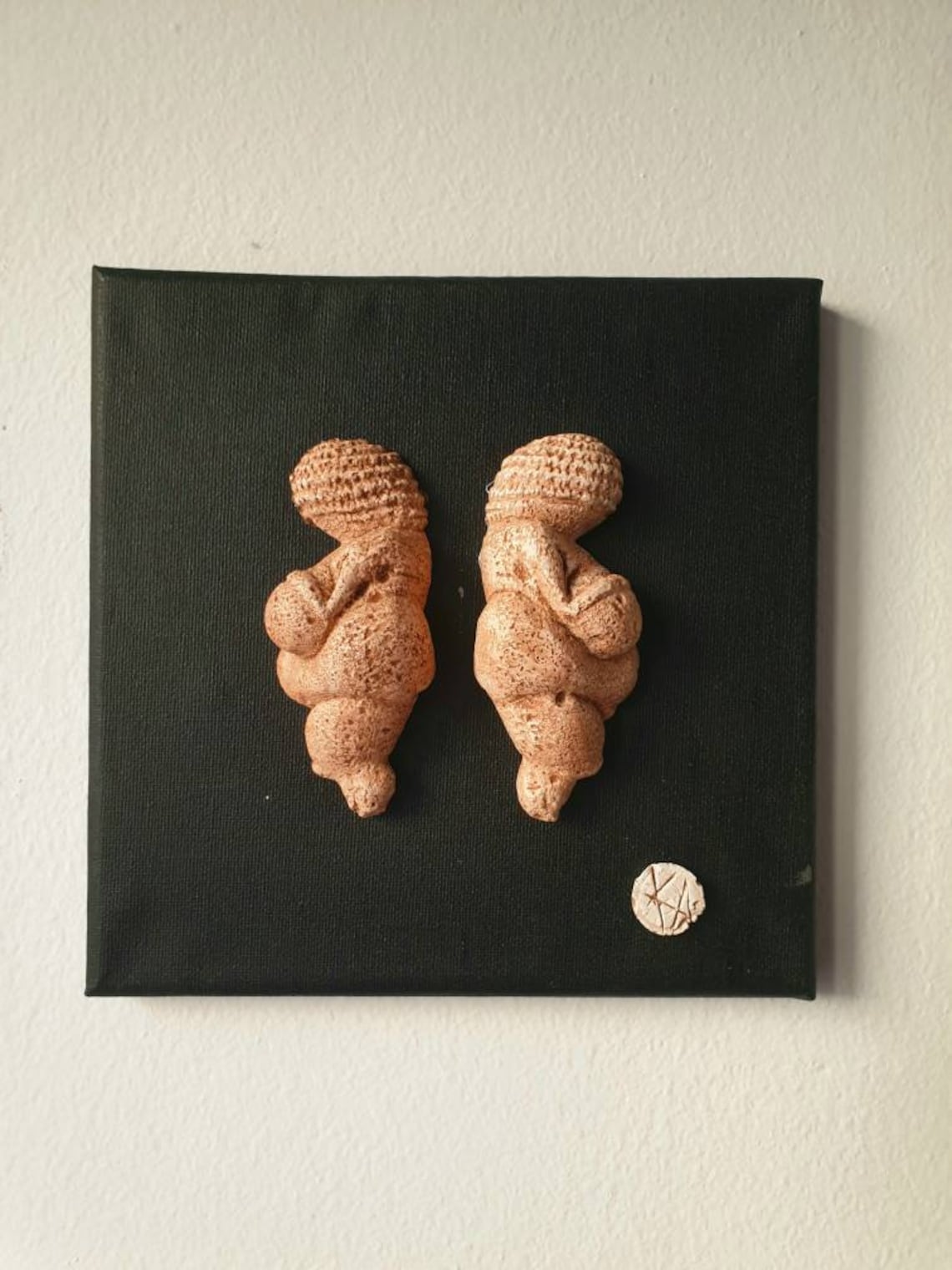 Venus of Willendorf Replica, Prehistoric Figurine, Souvenir (20x20cm ...