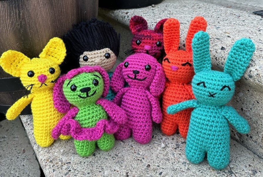 Max and the Cuddle Buddies Crochet PATTERN ONLY - Etsy