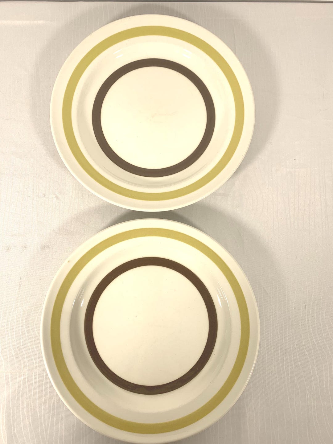 VINTAGE - Lot of 2 Carrigaline Pottery Ireland Banded Striped Plates 9 ...
