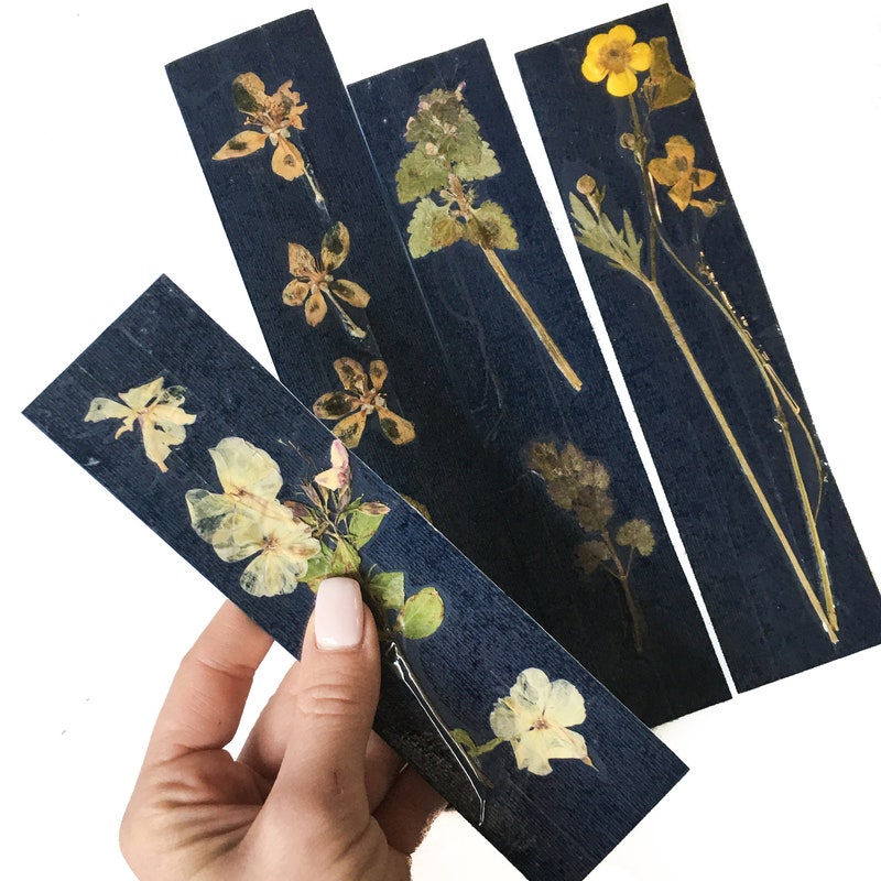 Flower Bookmark - Etsy