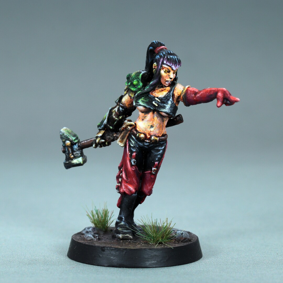 Painted Female Barbarian Miniature, Painted Dnd Female Miniature ...