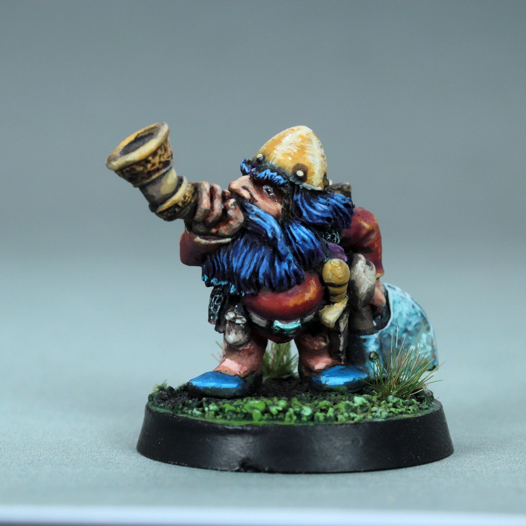 Painted Warhammer Fantasy Dwarf Miniature, Painted Dwarf Horn Miniature ...