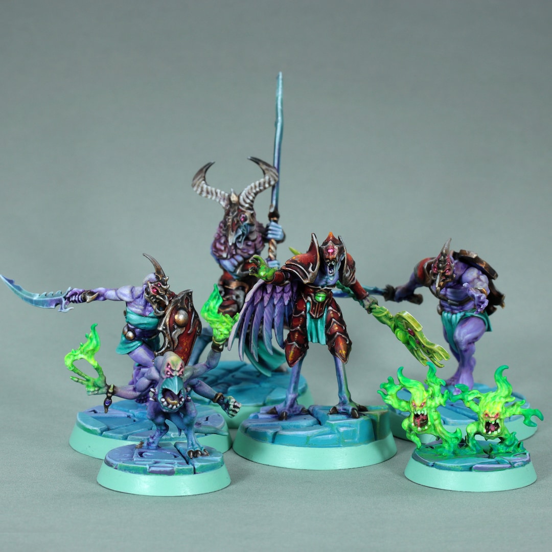 Painted Miniatures Eyes of the Nine, Painted Tzeentch Arcanites ...