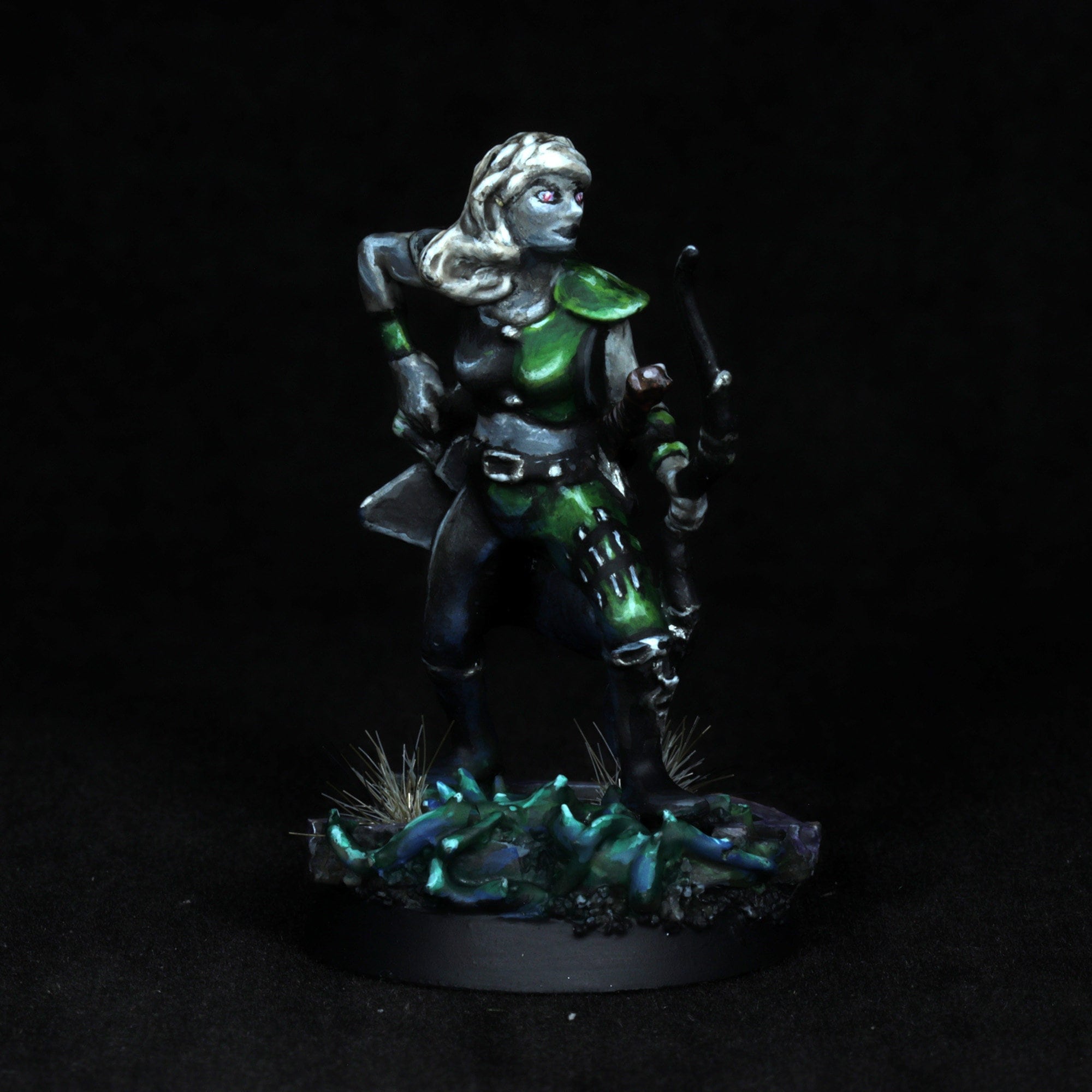 Painted Female Half Drow Miniature,paint D&D Half-drow Miniature ...