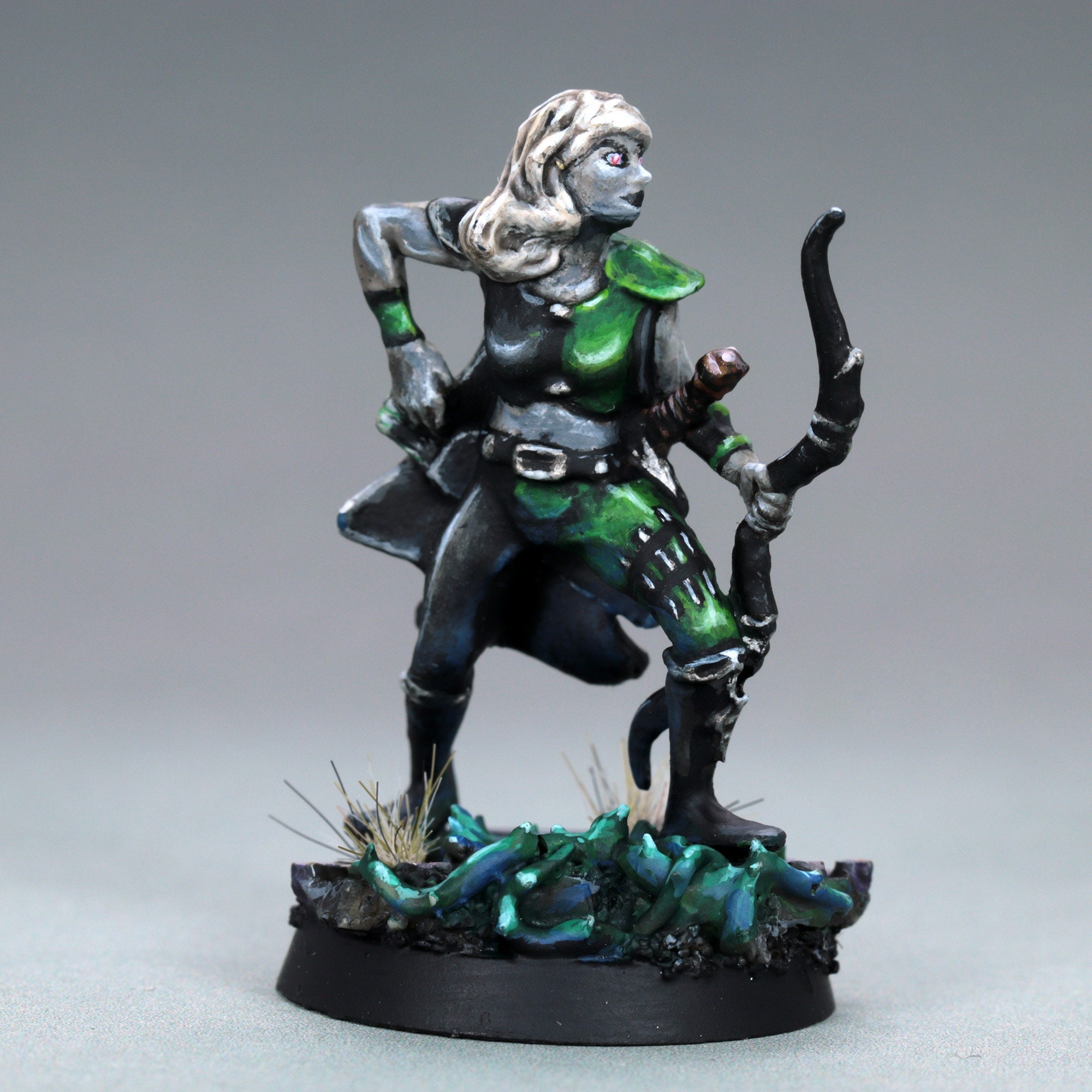 Painted Female Half Drow Miniature,paint D&D Half-drow Miniature ...