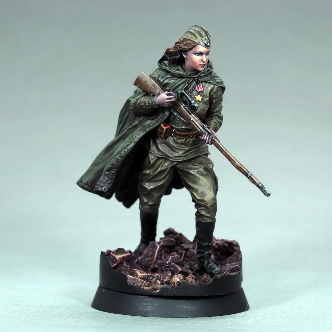Painted Soviet Female Soldier Miniature, Painted 54mm Scale Miniature ...