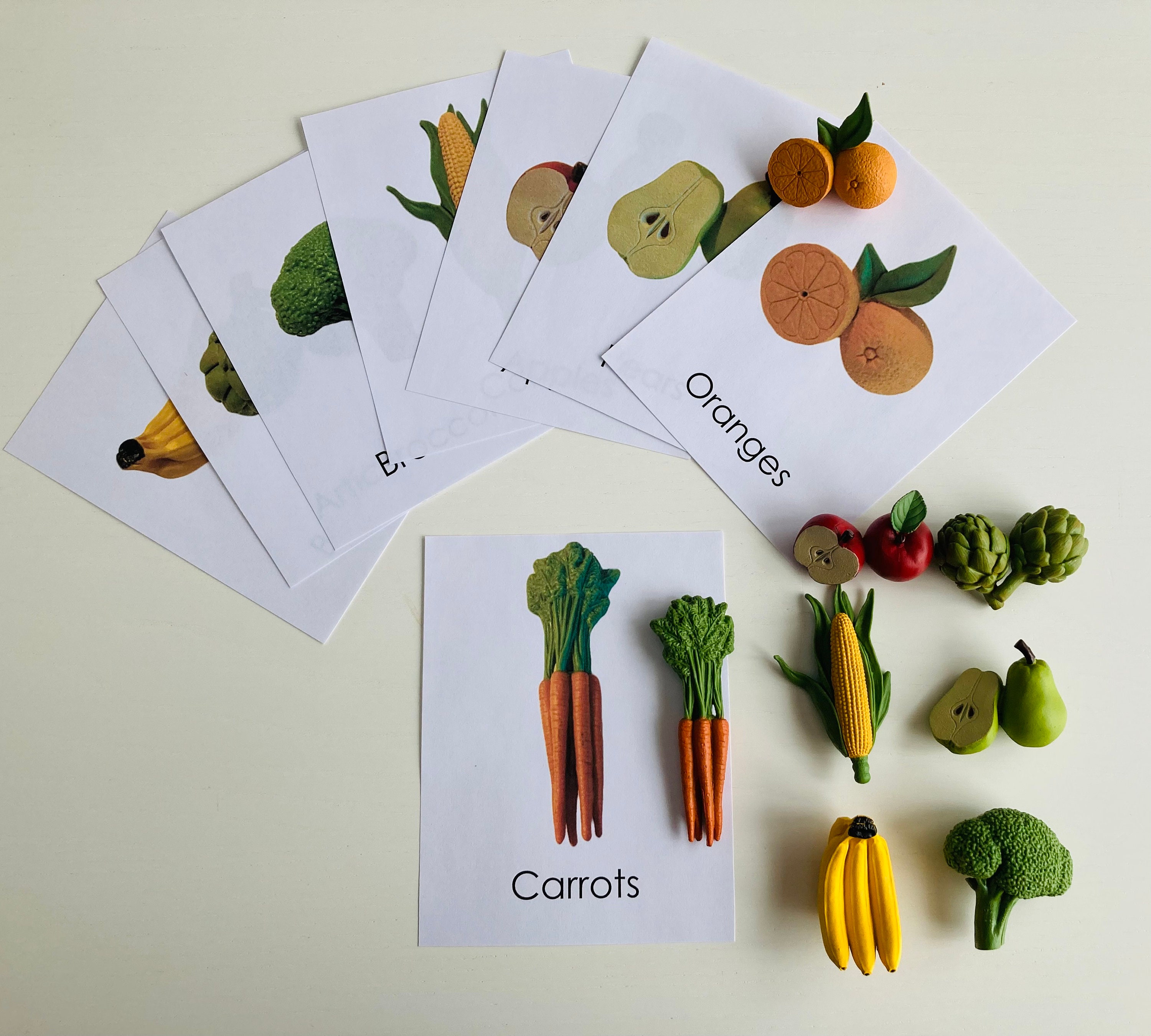 Montessori Printable Figure Matching Flash Cards Safari Toob Fruits and ...