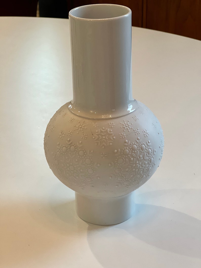 1960s Matte Porcelain Vase From Heinrich & Co, Germany - Etsy