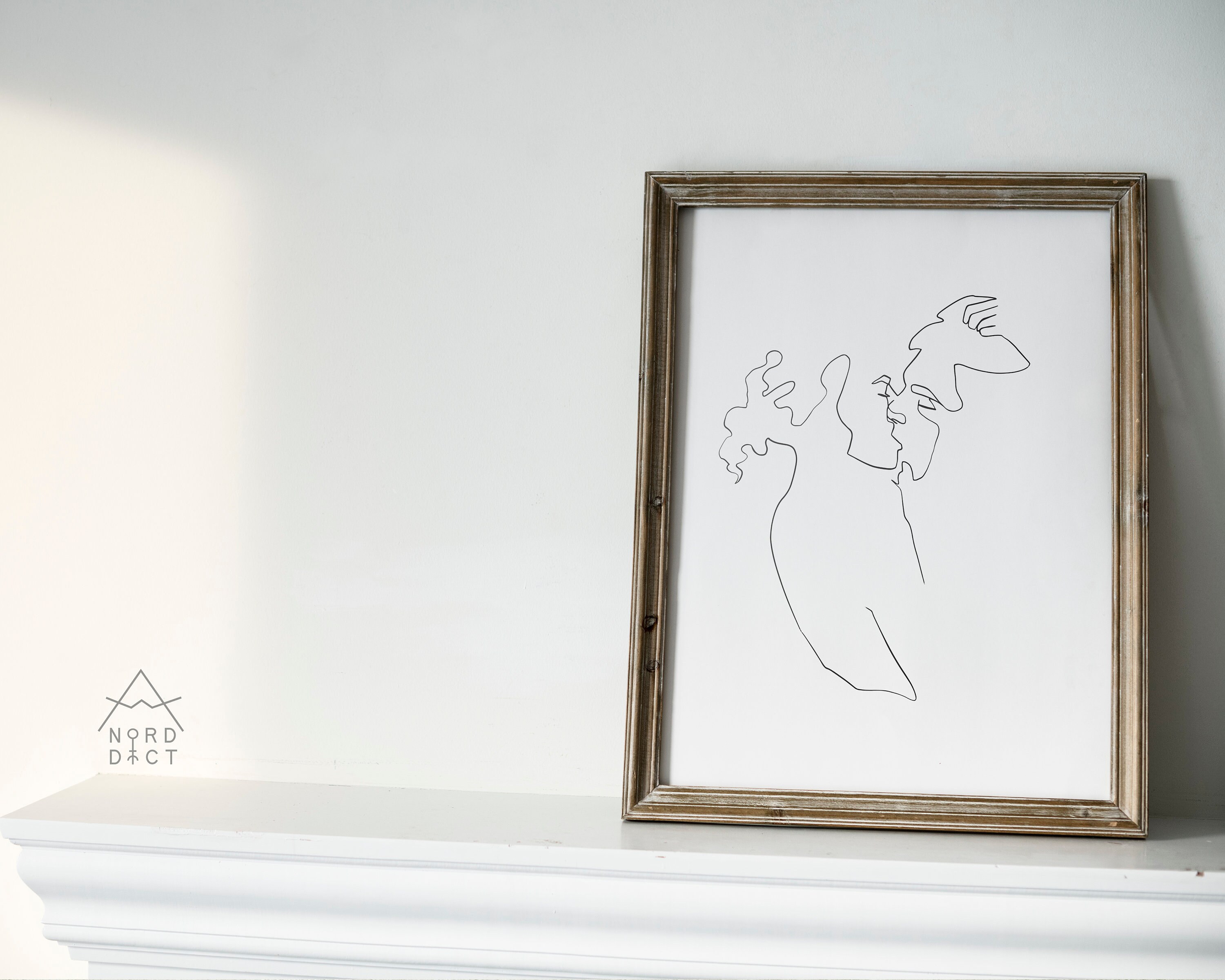 One Line Couple Kiss Printable, Minimal Romantic Line Art, Passionate ...