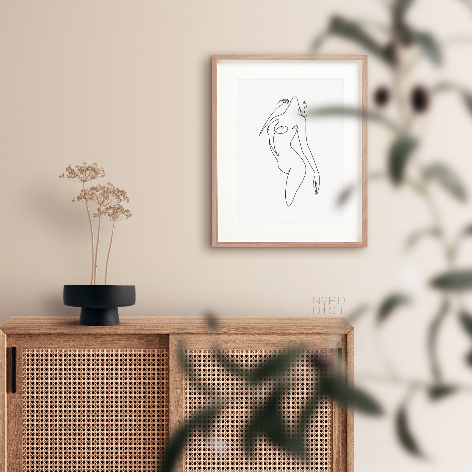Abstract One Line Female Figure Printable Minimalist Nude Etsy