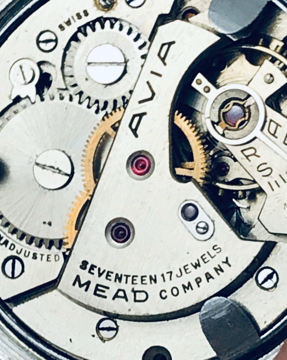 Vintage 1940s Mead Co Avia Boulevard Mens Swiss WW2 E… - Gem