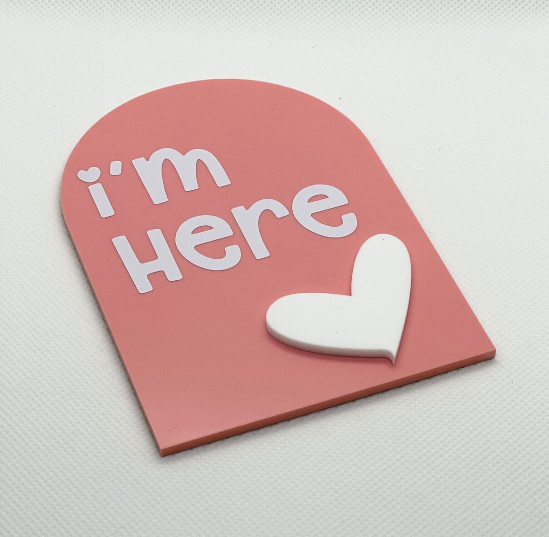 I'm Here Baby Announcement, Newborn Baby Sign, Arch Birth Announcement ...