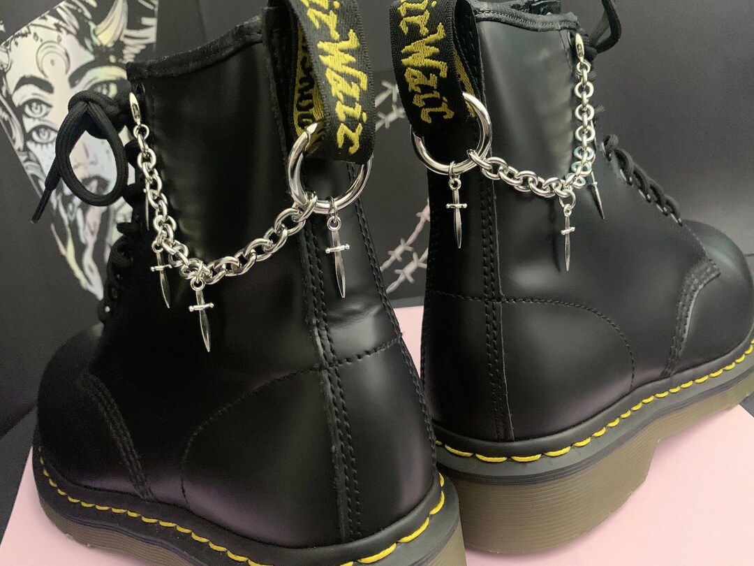 DAGGER BOOT CHAIN Charms, Hardware Grunge Charms, Shoe Accessories ...