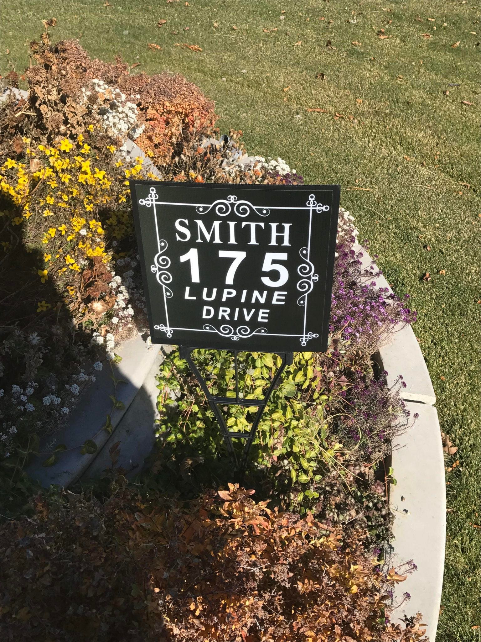 Reflective Black and White Decorative Rails Yard Address Sign Yard Sign ...