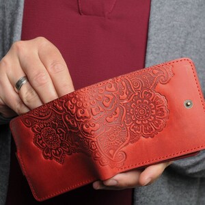 Red Leather Wallet Embossed Billfold Pocket Wallet Unique - Etsy