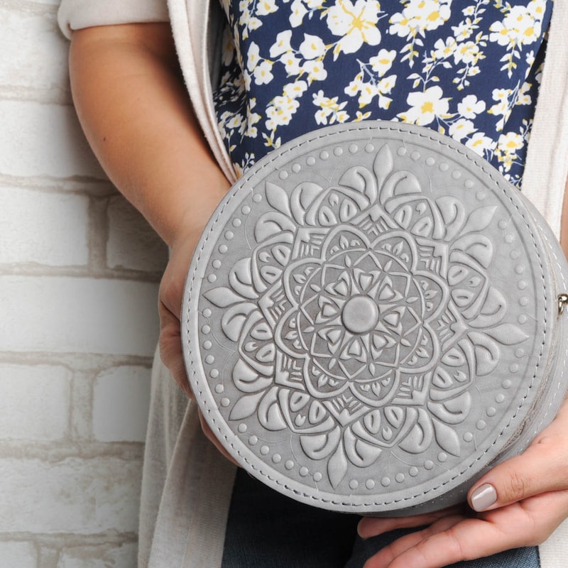 Round Leather Purse - Etsy