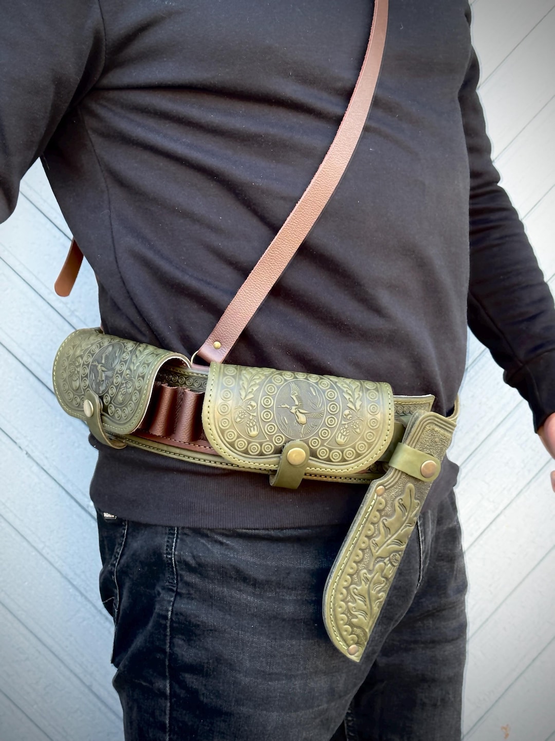Handcrafted Leather Cartridge Belt: Embossed Hunting Bandolier With ...