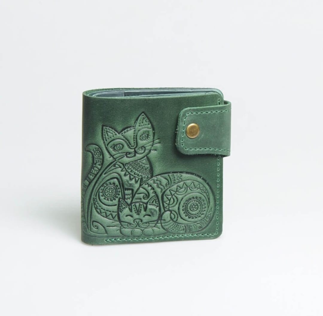 Embossed Leather Green Pocket Wallet With Cute Kitty Pattern, Genuine ...