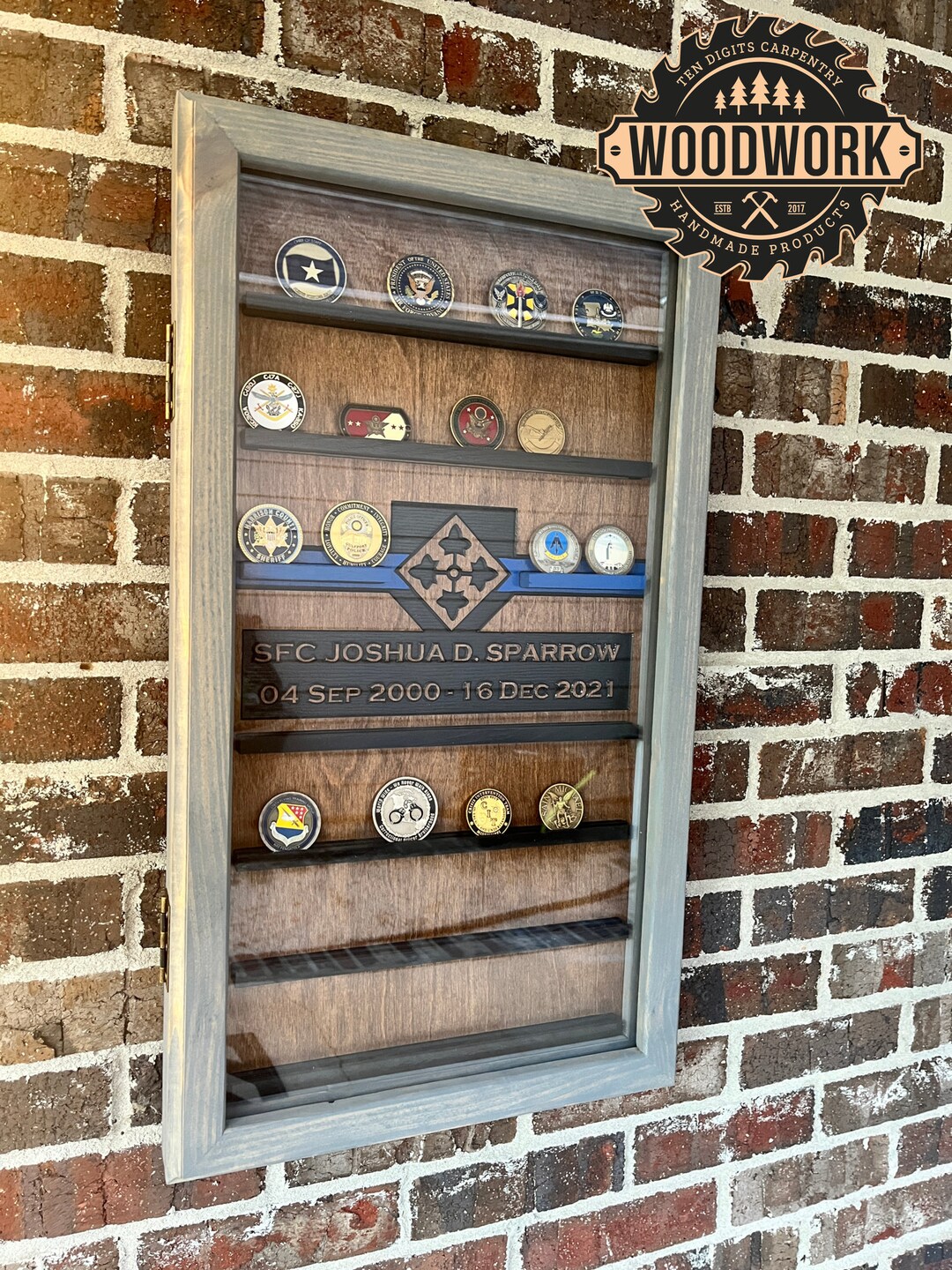 Med Custom I-cnc Vertical Challenge Coin Display Case W/ Hinged Door ...