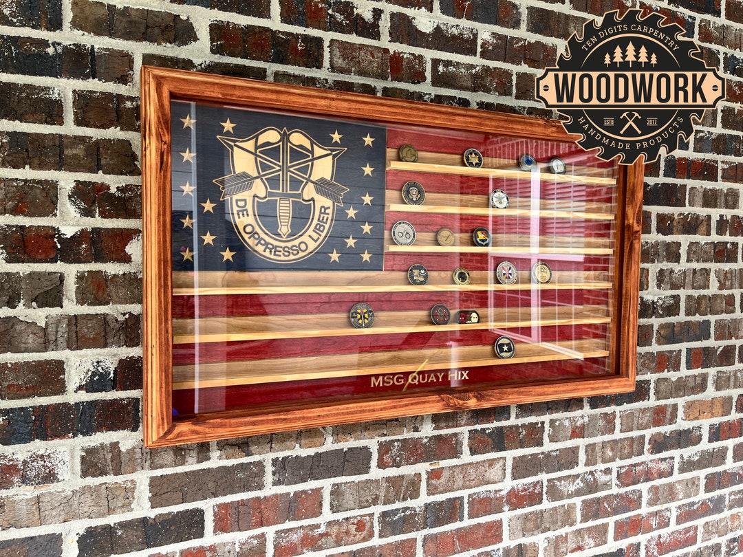 XL US Flag Challenge Coin Display Case W/ Hinged Door & Emblem (free ...
