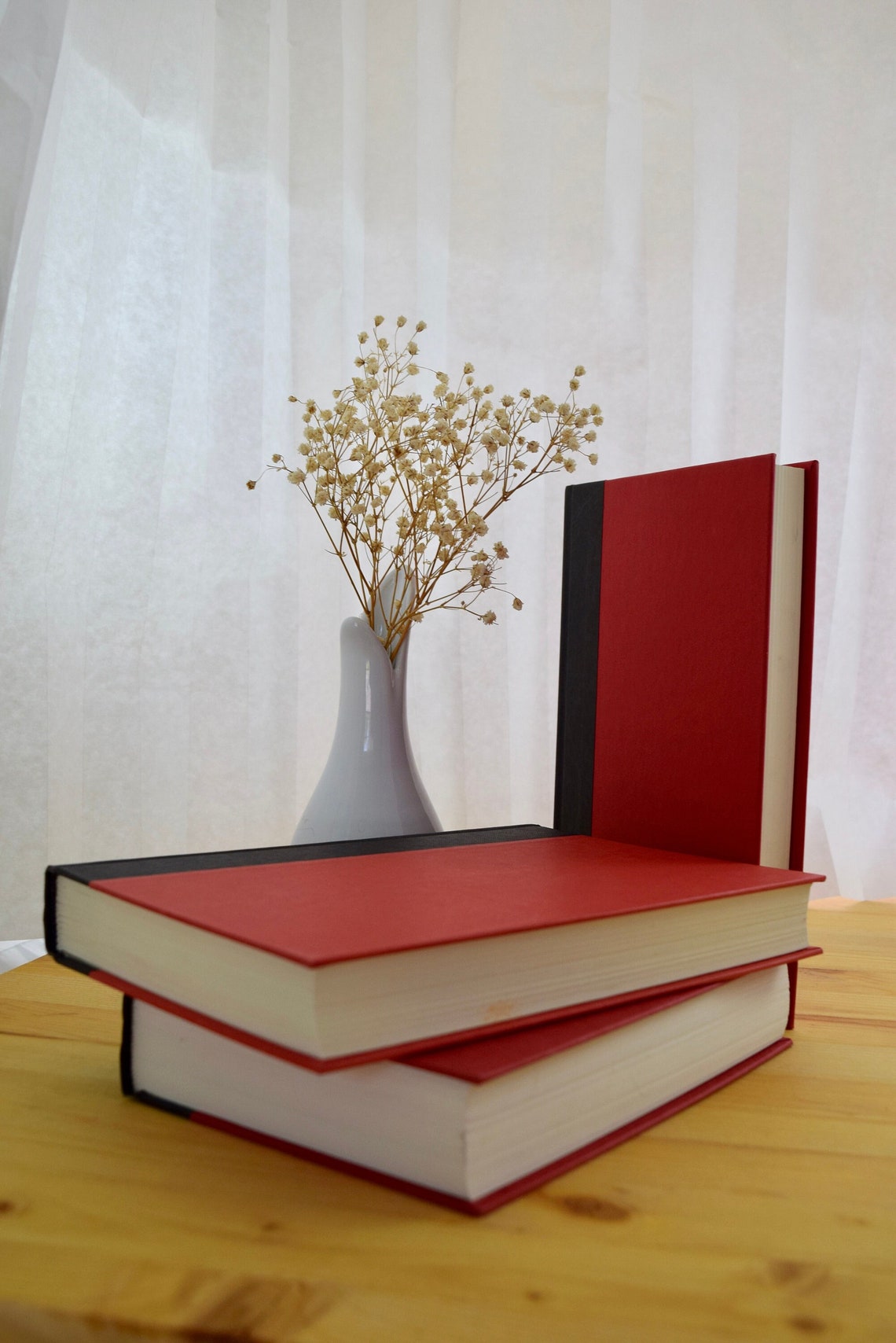 Black and Red Books Old Books Bookshelves Books by Color - Etsy