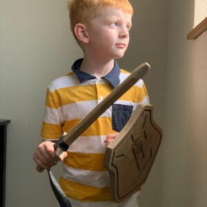 Toy Knight Shield and Sword | Wood Toy | Make Pretend for Children - Etsy