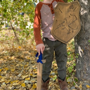 Toy Knight Shield and Sword | Wood Toy | Make Pretend for Children - Etsy
