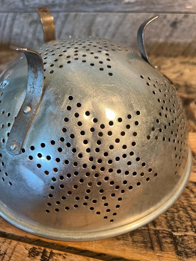 Vtg Metal Star Calander Strainer Kitchen Decor - Etsy