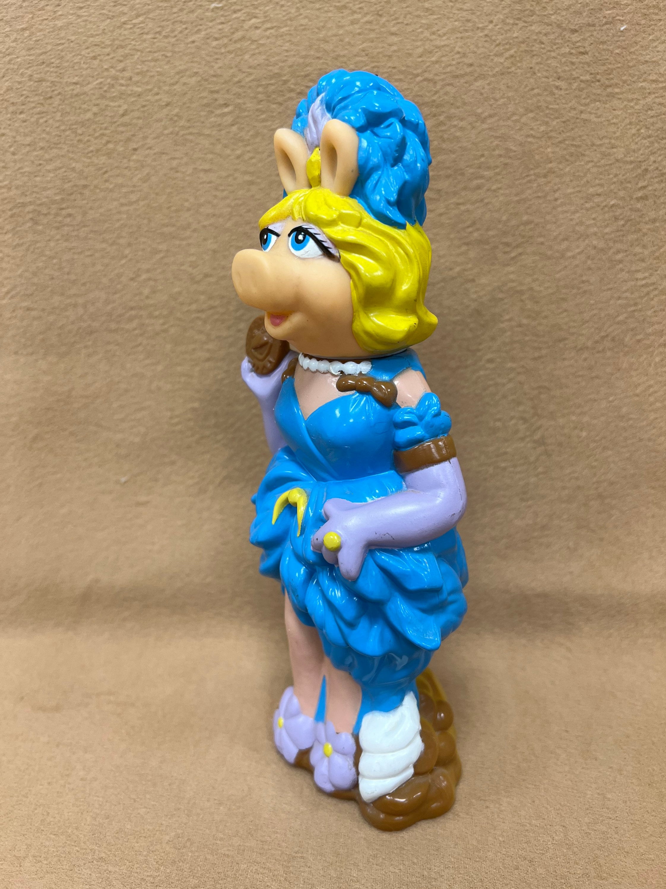 Miss Piggy Figure