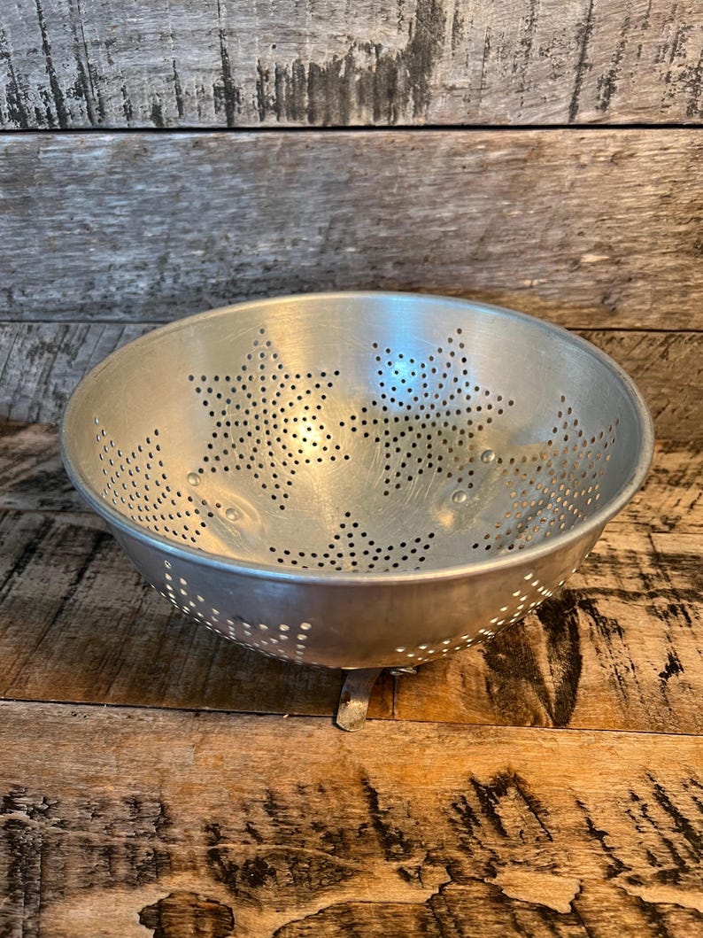 Vtg Metal Star Calander Strainer Kitchen Decor - Etsy