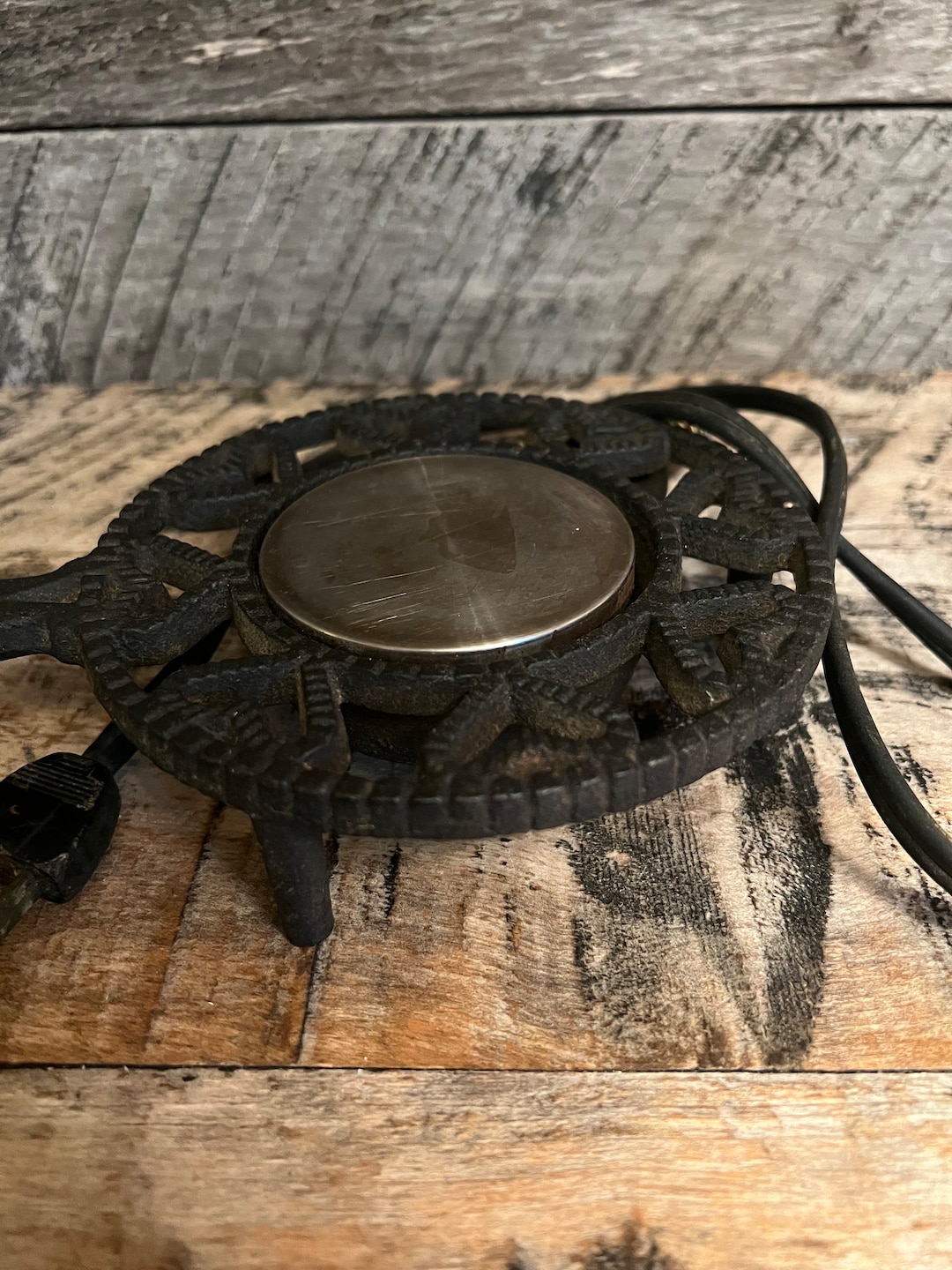 Williamsburg Food Warmer Trivet Black Cast Iron Round Model 1700 ...