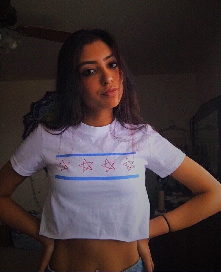 Women's Runwoodie Chicago Flag Crop Top Tee | Etsy
