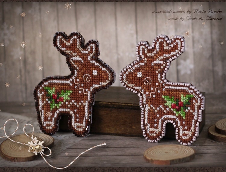Cross Stitch Pattern gingerbread Deer DMC Cross | Etsy