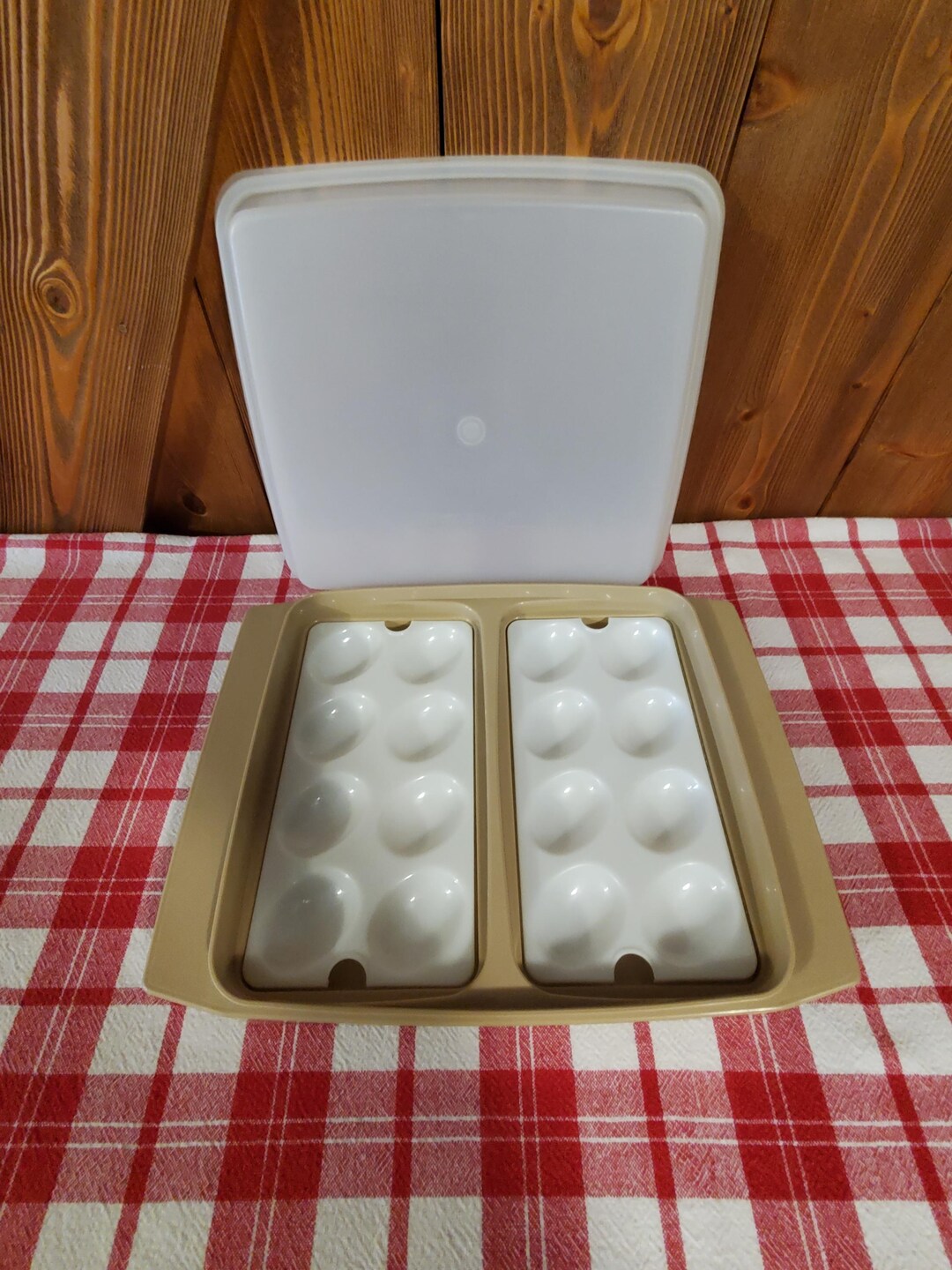 Beige Tupperware Egg Keeper - Etsy