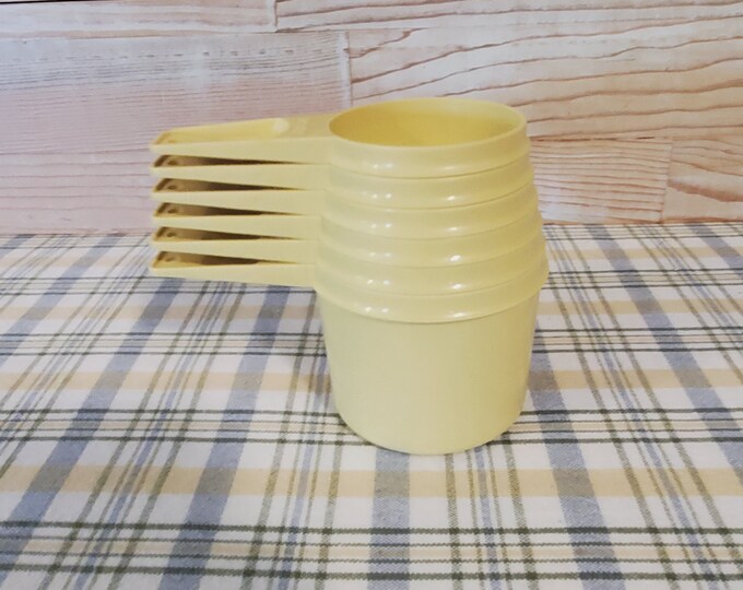Tupperware Measuring Cup Set - Complete Set of 6 - Etsy