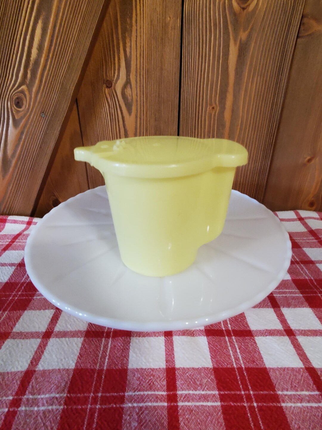 Yellow Tupperware Cream Dispenser - Yellow Tupperware Creamer - Etsy