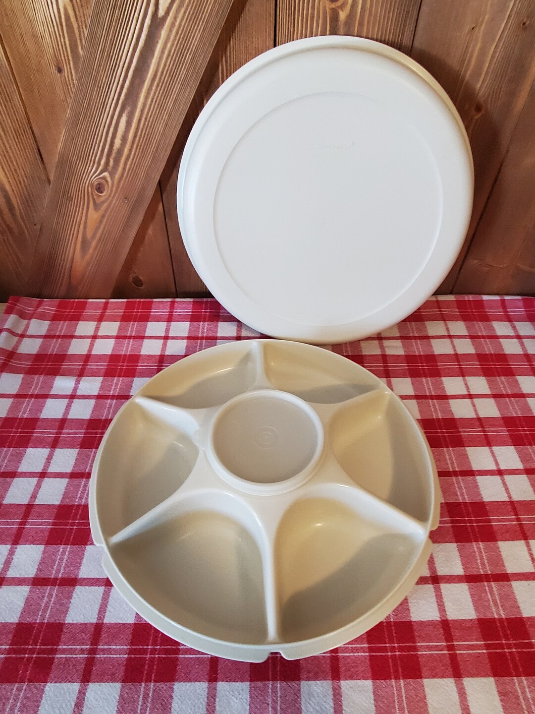Tupperware Chip and Dip/vegetable and Dip Server Tupperware Party ...