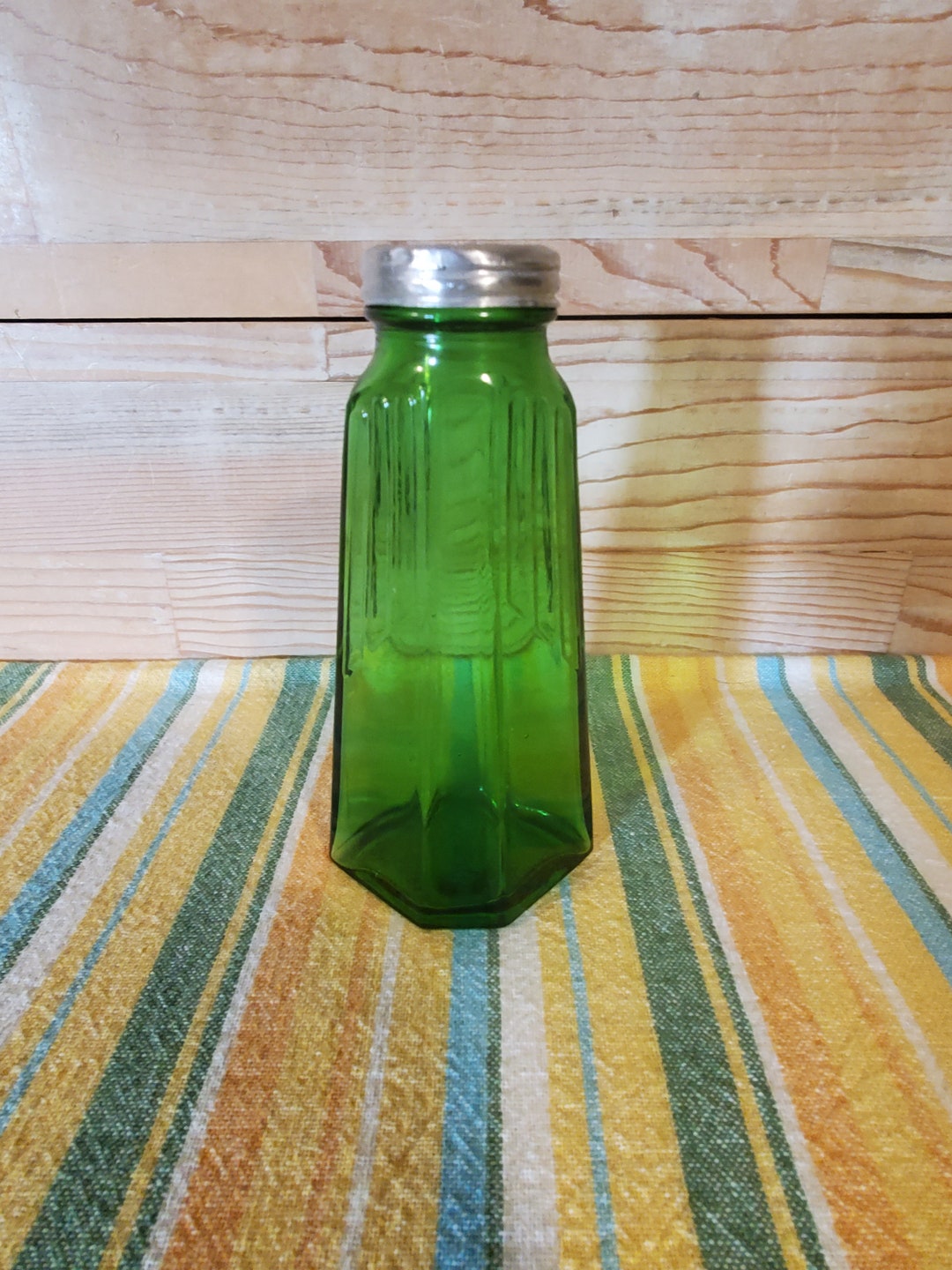 RARE Owen Illinois Green Depression Glass Salt or Pepper Shaker Emerald ...