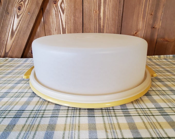 Tupperware Pie Carrier - Tupperware Pie Keeper - Missing Carry Handle ...