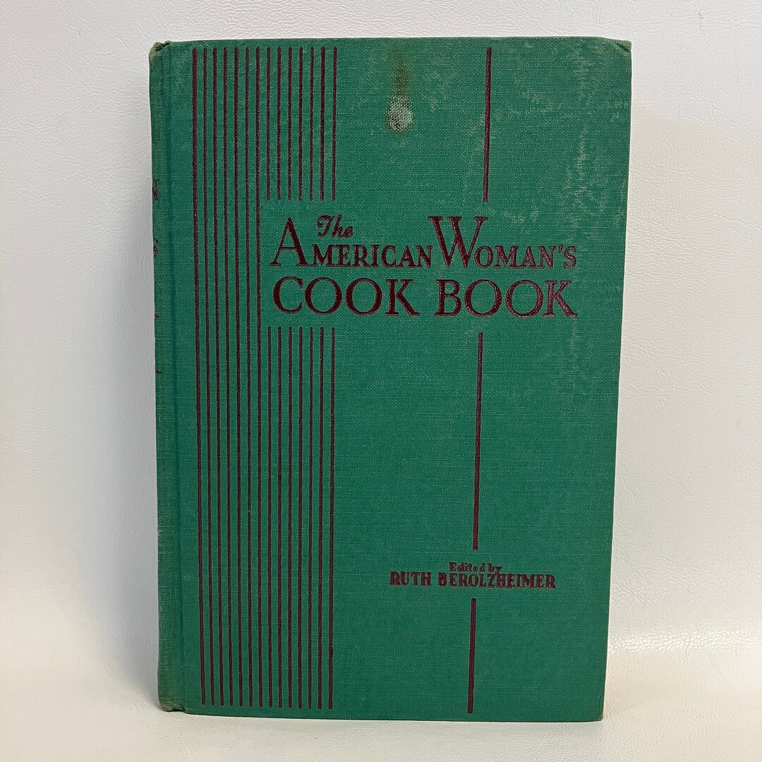 World War II Era 1945 American Woman's Cook Book With Thumb Index & 8 ...